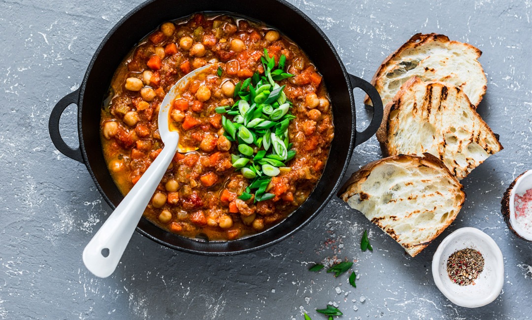 10 Healthy Chili Recipes for National Chili Month | Cartageous